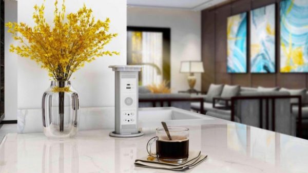 Torre de tomada para pia: 5 modelos diferentes para a sua - Blog QTMOV